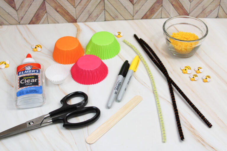 Bee Pollination Experiment: A Fun and Educational Craft for Kids ...