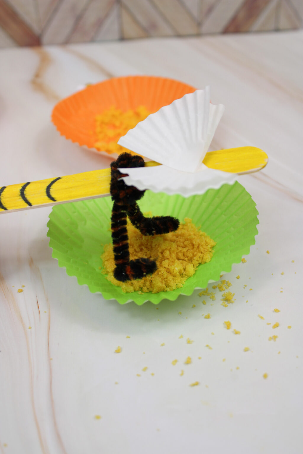 Bee Pollination Experiment: A Fun and Educational Craft for Kids ...