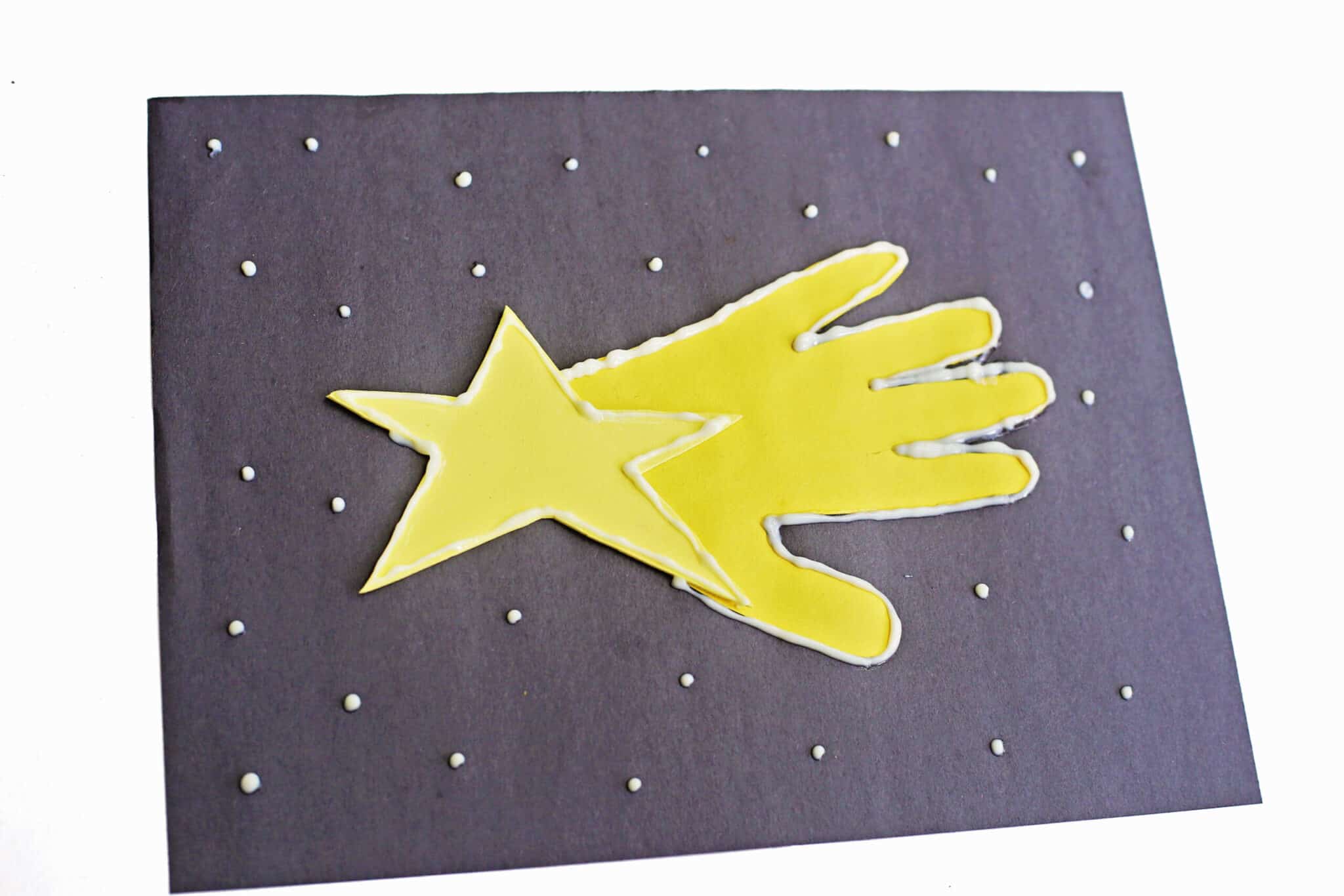 Glow-in-the-Dark Shooting Star Handprint Craft - Cultivating Brilliant ...