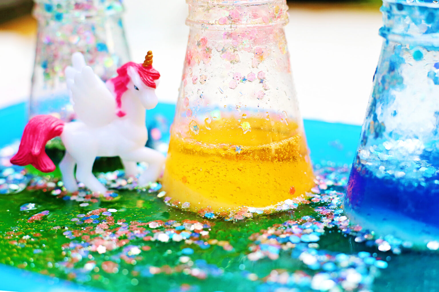 Fizzy Unicorn Potion Activity: A Sparkly Science Experiment for Kids ...