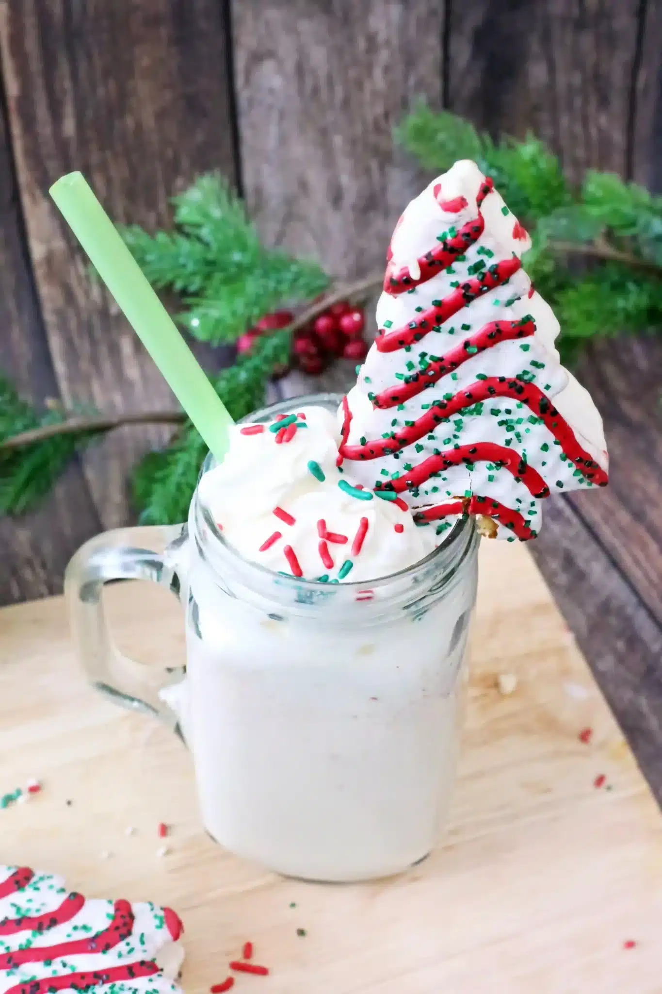Christmas Tree Cake Milkshake: A Whimsical Christmas Treat for Kids ...